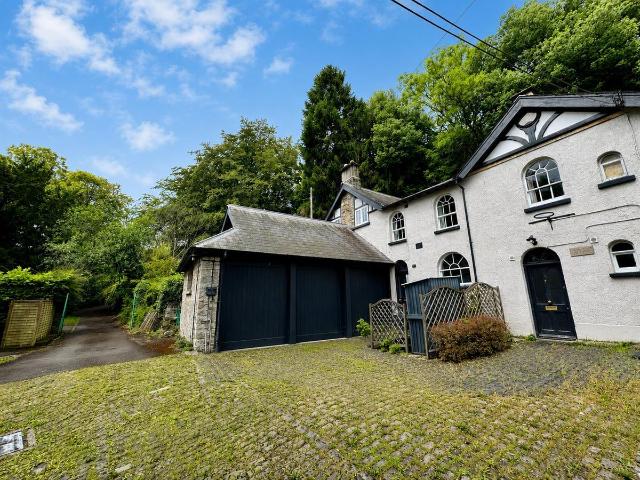 Coleford Road, Woodcroft NP16, 3 bed flat to rent, £1,480 pcm | PrimeLocation