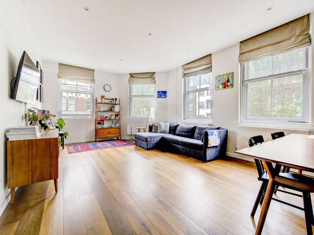 Coleherne Road, Chelsea, London SW10, 2 bed flat to rent, £3,900 pcm | PrimeLocation