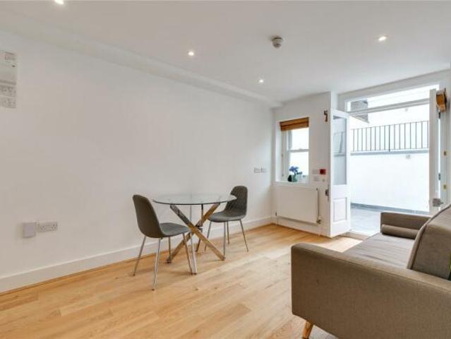 Coleherne Road, LONDON 1 bed flat to rent £2,249 pcm £519 pw