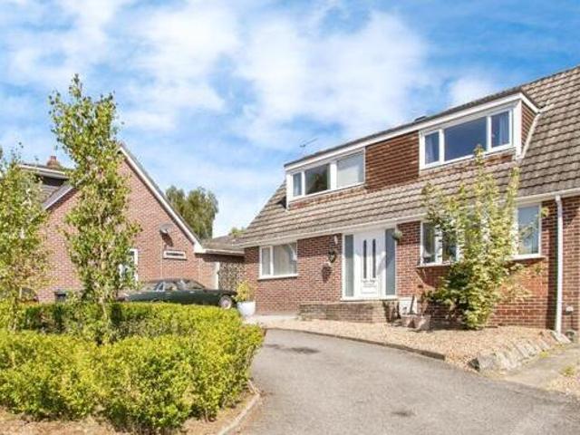 Colehill, Cutlers Place, Wimborne, 4 Bedroom Bungalow
