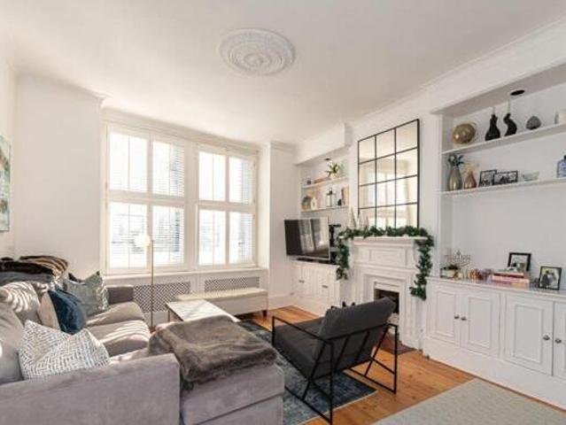 Colehill Lane, London, 4 Bedroom Terraced