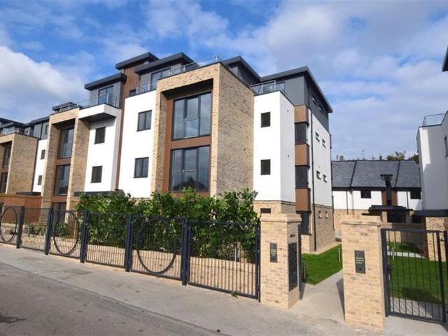 Coleman Court, Hope Close, Hendon, NW4 1 bed flat to rent £1,600 pcm £369 pw