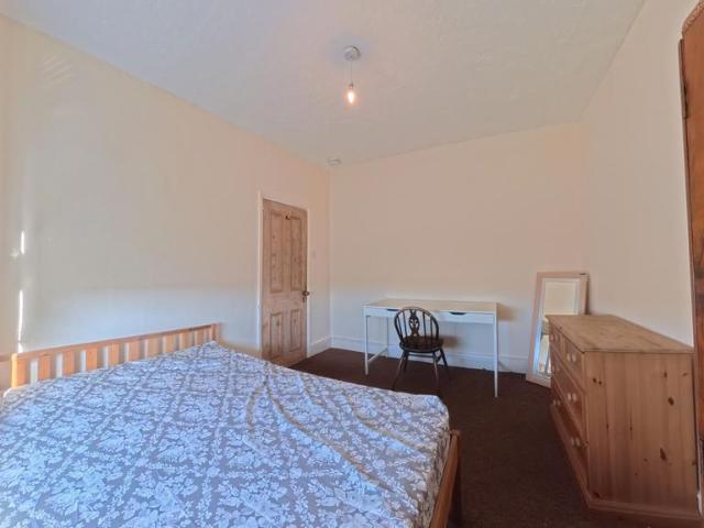 Coleman Street, Brighton BN2 4 bed terraced house to rent £2,400 pcm £554 pw