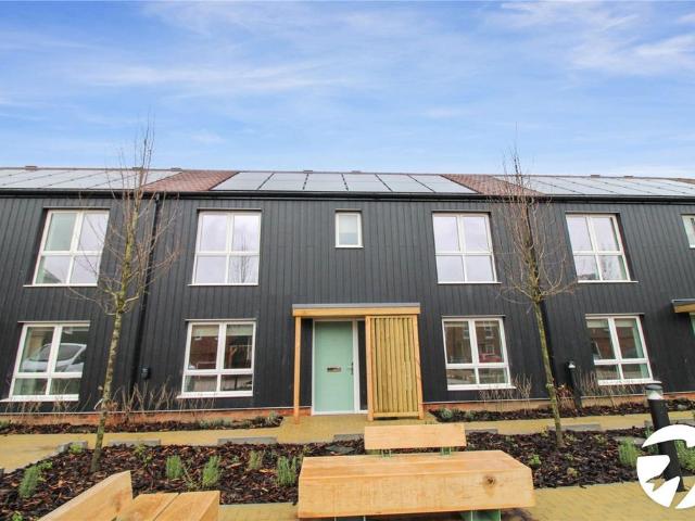 Colemans Close, Alkerden, Ebbsfleet. 3 bed terraced house to rent £2,575 pcm £594 pw