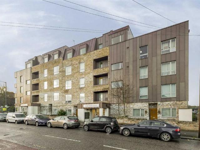 Coles Green Road, London NW2 2 bed flat to rent £2,201 pcm £508 pw