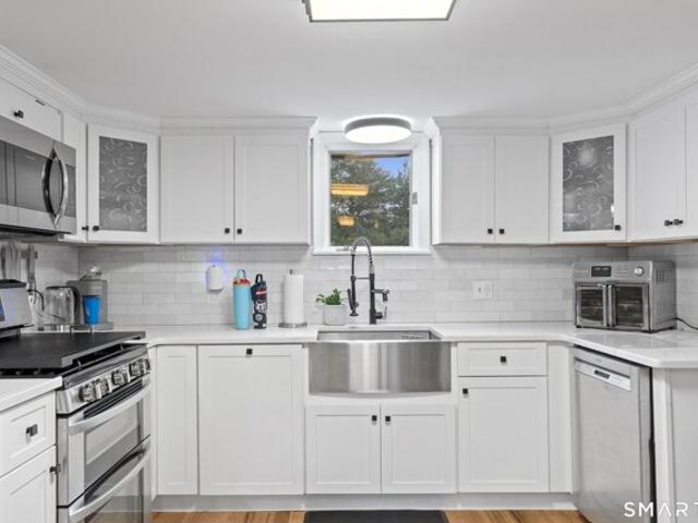 Coles Rd, Cromwell, Home For Sale