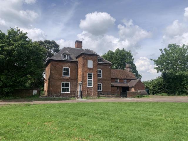Coleshill, Birmingham, Warwickshire 5 bed detached house to rent £3,000 pcm £692 pw