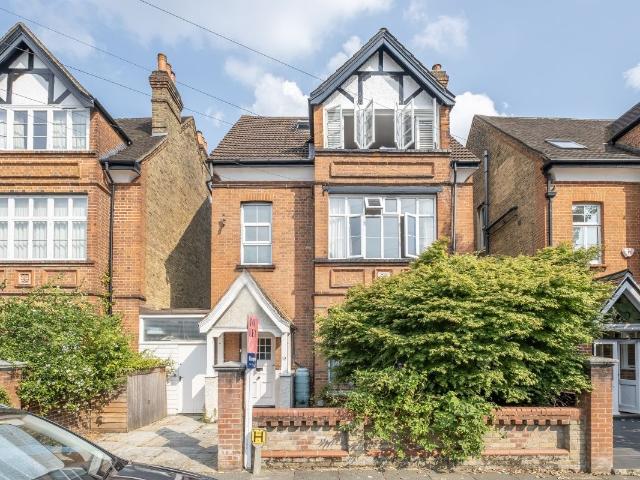 Coleshill Road, Teddington TW11, 1 bed flat to rent, £1,750 pcm | PrimeLocation