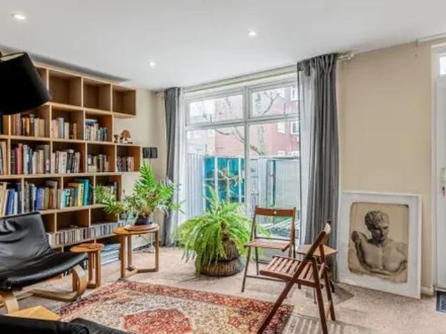 Coleridge Close, London, SW8 3EZ, United Kingdom | 2 bed house for rent #140801348 | Rentberry