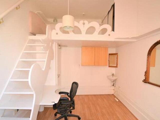Coleridge Road, Finsbury Park, House Share For