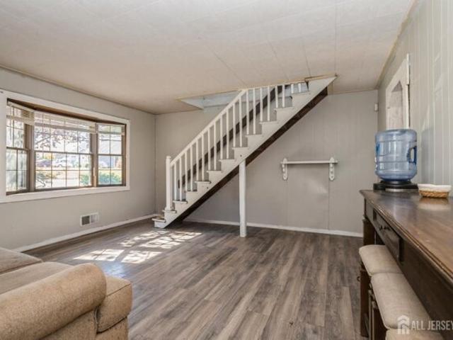 Colfax Rd, Edison, Home For Sale