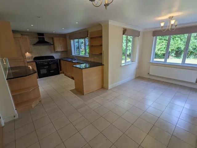 Colgate 4 bedroom house to rent