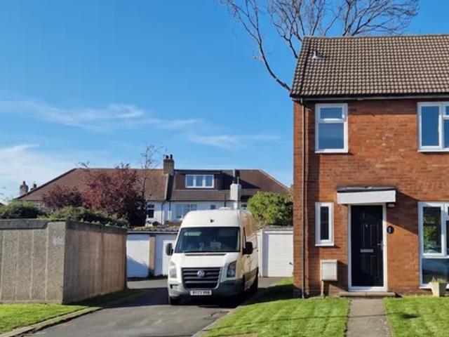 Colin Drive, London, NW9 6ES, United Kingdom | 3 bed townhouse for rent #167642646 | Rentberry