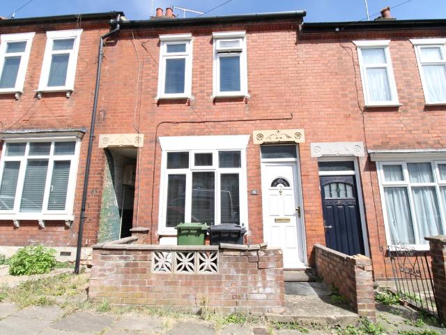 Colin Road, Luton LU2, 3 bed terraced house to rent, £1,800 pcm | PrimeLocation