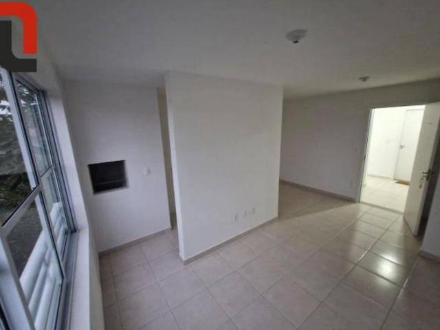 Colinas do Norte Apto 2 quartos, churrasqueira e 1 vaga no Santa Cândida
