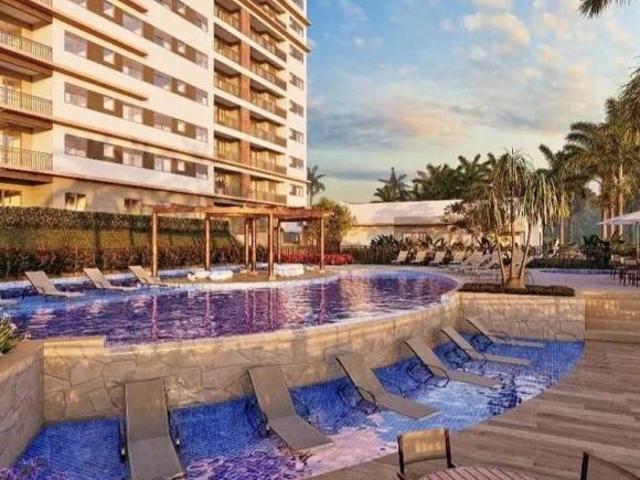 Colinas do Lago Apartamento com 3 dormitórios, 3 wc, 2 vagas de garagem, 8° Andar, Vista p/ o Lago
