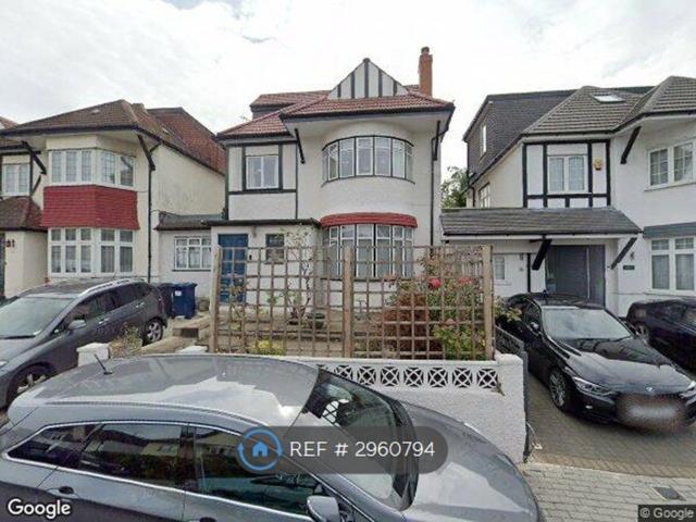 Colindeep Gardens, London NW4, 1 bed flat to rent, £1,500 pcm | PrimeLocation