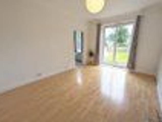 Colinton Mains Crescent, Colinton Mains, EH13 9DD