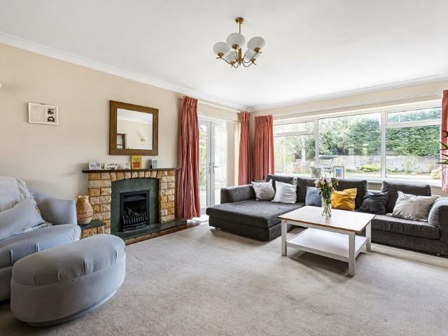 Collens Road, Harpenden, AL5 2AJ