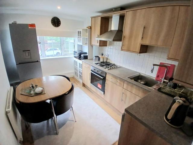 Collenswood Road, Stevenage SG2, 2 bed property to rent, £1,300 pcm | PrimeLocation