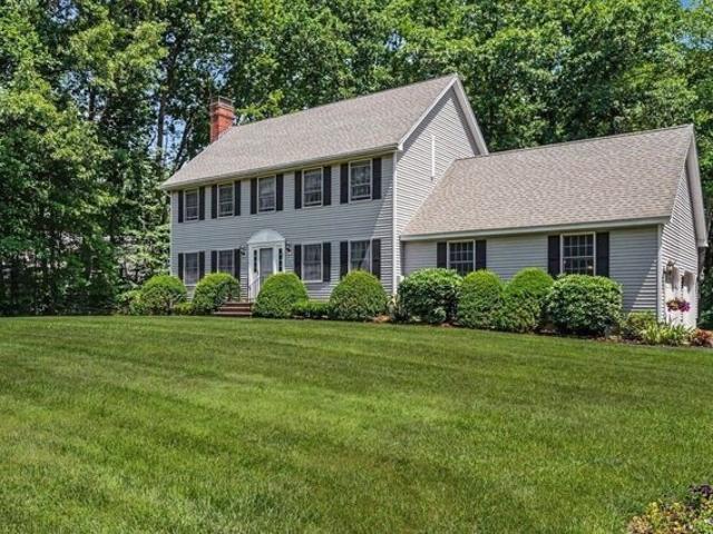 Colleen Dr, Salem, Home For Sale