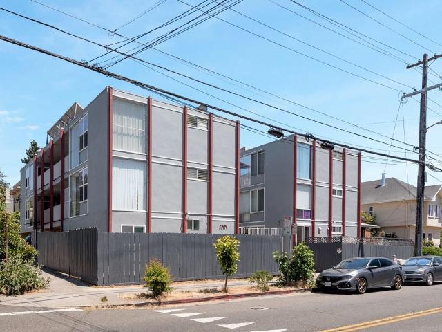 College Ave 1 Bedroom Apartment for Rent at 2801 College Ave, Berkeley, CA 94705 Elmwood