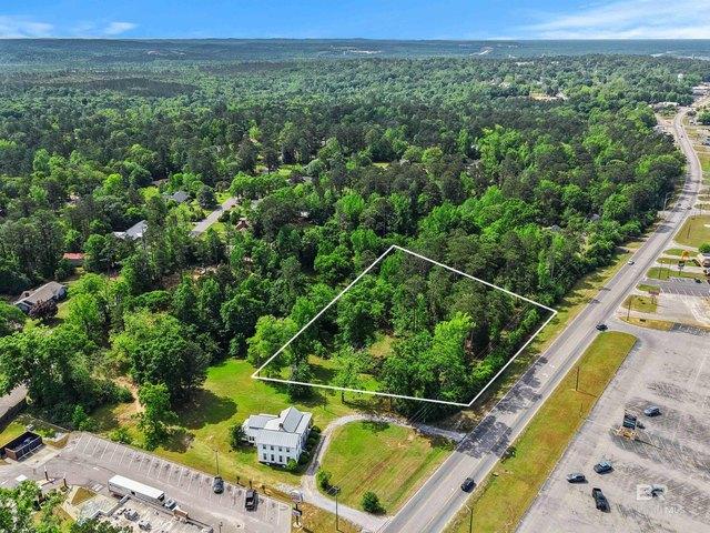College Ave, Jackson, AL 36545