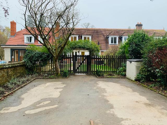 College Close, Handcross Park, Handcross, Haywards Heath RH17, 3 bed semi detached house to rent, £2,100 pcm | PrimeLocation
