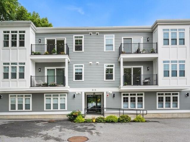 College Farm Rd Unit,waltham, Condo For Sale