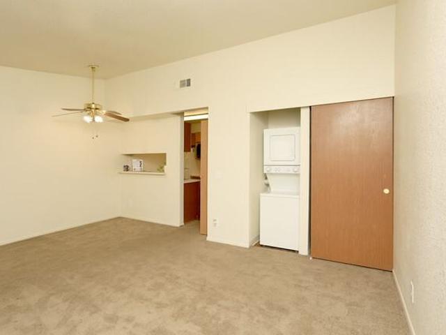 College Glen 1 Bedroom Apartment for Rent at 5415 College Oak Dr, Sacramento, CA 95841