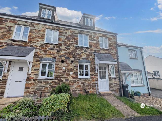 College Green, Bodmin PL31, 3 bed terraced house to rent, £1,100 pcm | PrimeLocation