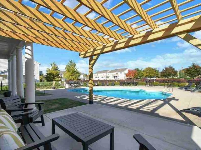 College Park 1 Bedroom Apartment for Rent at 1708 Creeksedge Dr, Columbus, OH 43209 Berwick