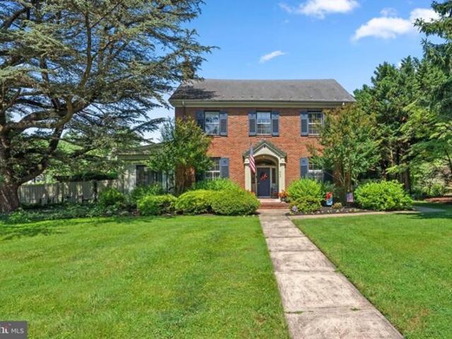 College Pl, Frederick, Home For Sale