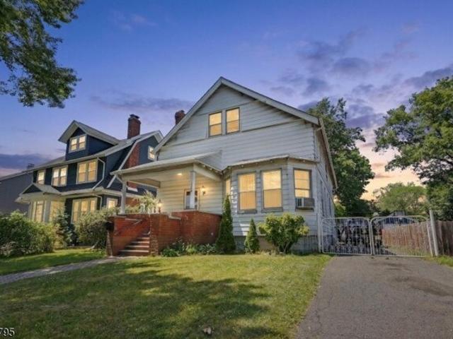 College Pl, South Orange Village Township, Home For Sale