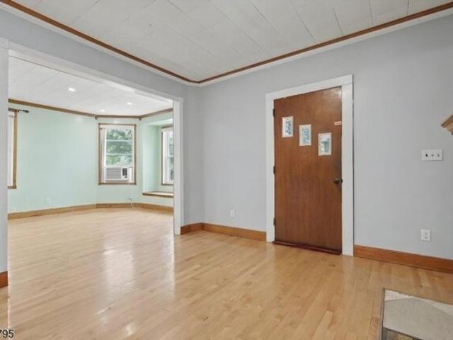 College Pl, South Orange Village Township, Home For Sale