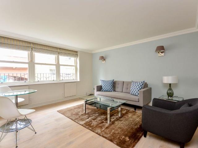 College Place, Chelsea, London SW10, 1 bed flat to rent, £2,384 pcm | PrimeLocation