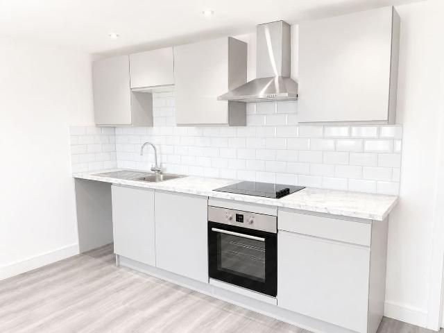 College Place, Southampton SO15, 1 bed flat to rent, £1,150 pcm | PrimeLocation