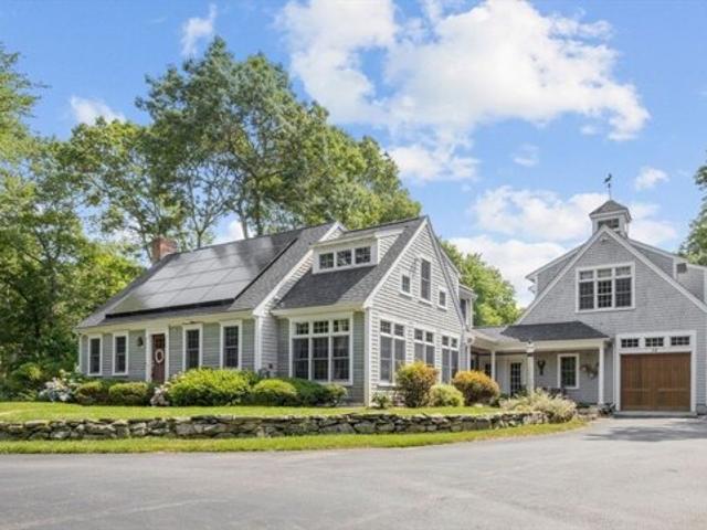 College Pond Rd, Plymouth, Home For Sale