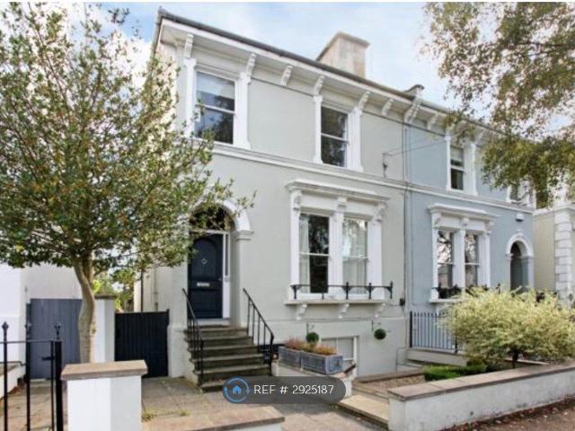 College Road, Cheltenham GL53, 2 bed flat to rent, £1,700 pcm | PrimeLocation