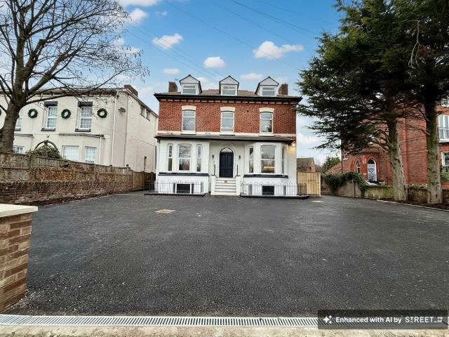 College Road, Crosby L23, 2 bed flat to rent, £1,100 pcm | PrimeLocation