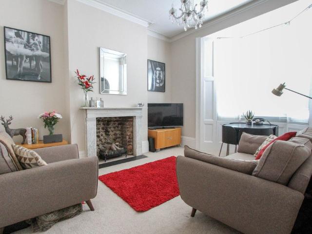 College Road, Brighton BN2, 1 bed flat to rent, £1,200 pcm | PrimeLocation