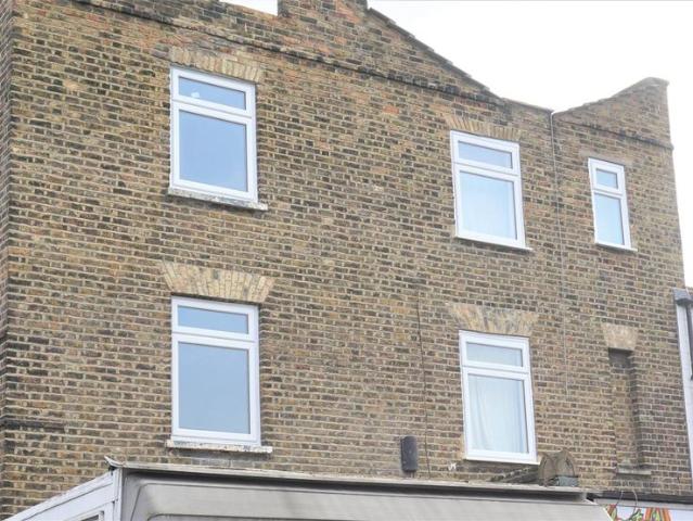 College Road, Bromley BR1, 1 bed flat to rent, £1,300 pcm | PrimeLocation