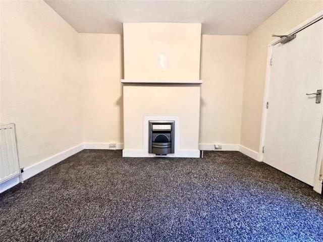 College Road, Grays, RM17