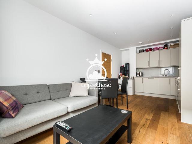 College Road, Harrow HA1 1 bed flat to rent £1,650 pcm £381 pw