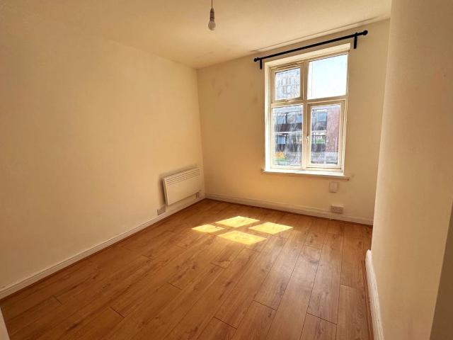 College Road, Harrow HA1, 2 bed flat to rent, £1,600 pcm | PrimeLocation