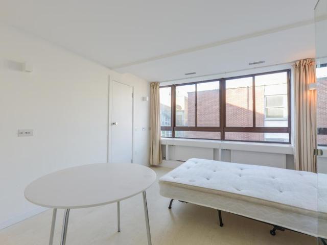 College Road, Harrow HA1 Studio to rent £1,075 pcm £248 pw