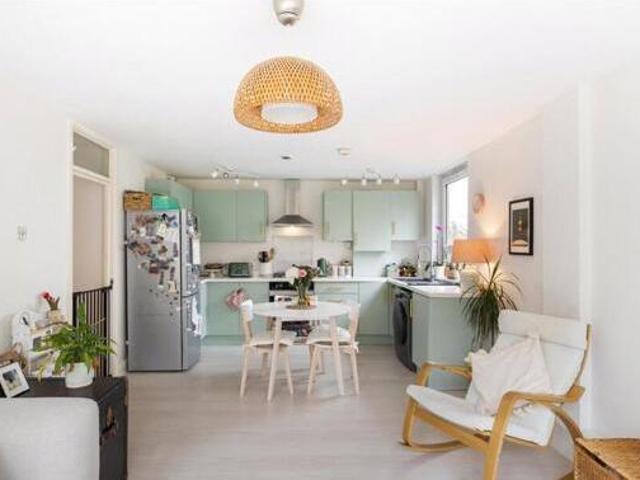 College Road, London, 2 Bedroom Apartment