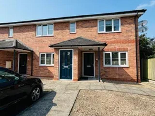 College Road, Whetstone LE8, 1 bed flat to rent, £850 pcm | PrimeLocation