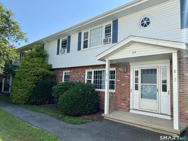 College St Apt,clinton, Condo For Sale