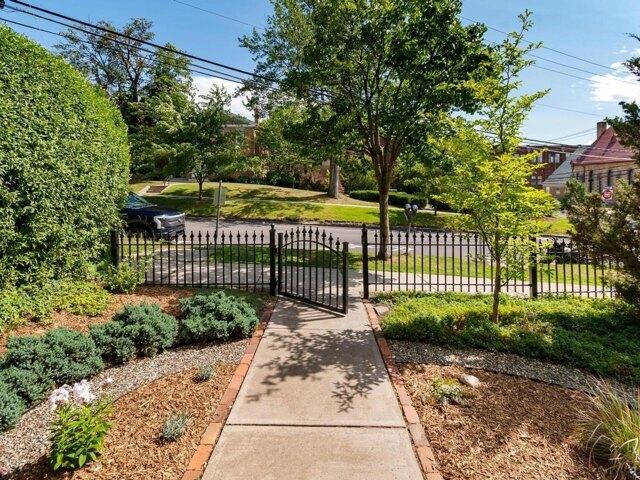 College St, Burlington, Home For Sale